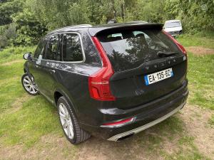 Black Volvo XC90 2016 in Vilnius, with an engine capacity of 2.00 L and mileage of 269 thousand km for 14400 €, photo 3 on AUTOMOTO.COM.LV