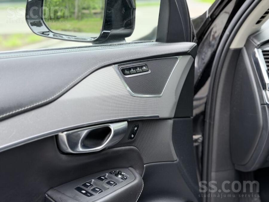 Melns Volvo XC90 2016 Ogre, ar dzinēja tilpumu 2.00 L un nobraukumu 230 tūkst. km par 23700 €, foto 7 vietnē AUTOMOTO.COM.LV