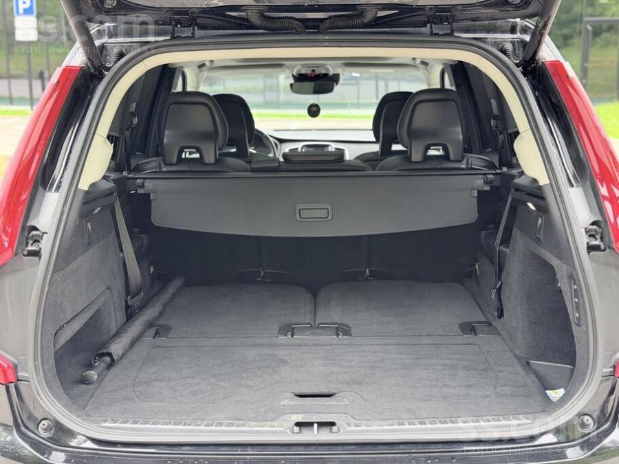 Melns Volvo XC90 2016 Ogre, ar dzinēja tilpumu 2.00 L un nobraukumu 230 tūkst. km par 23700 €, foto 15 vietnē AUTOMOTO.COM.LV