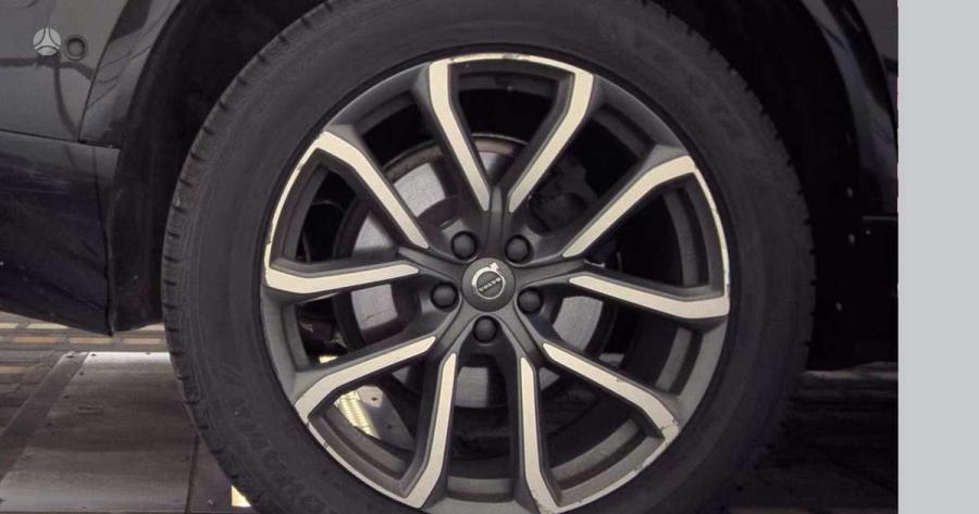 Melns Volvo XC90 2016 Ukmergė, ar dzinēja tilpumu 1.97 L un nobraukumu 245 tūkst. km par 11900 €, foto 13 vietnē AUTOMOTO.COM.LV