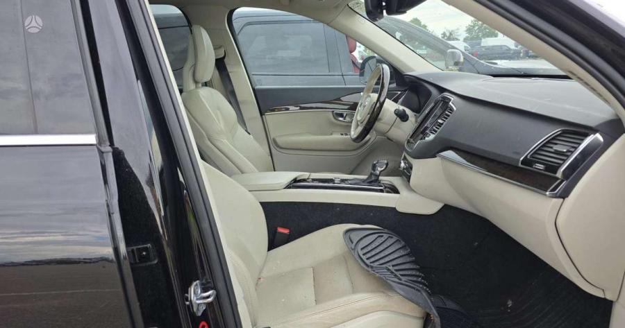 Melns Volvo XC90 2016 Ukmergė, ar dzinēja tilpumu 1.97 L un nobraukumu 245 tūkst. km par 11900 €, foto 16 vietnē AUTOMOTO.COM.LV
