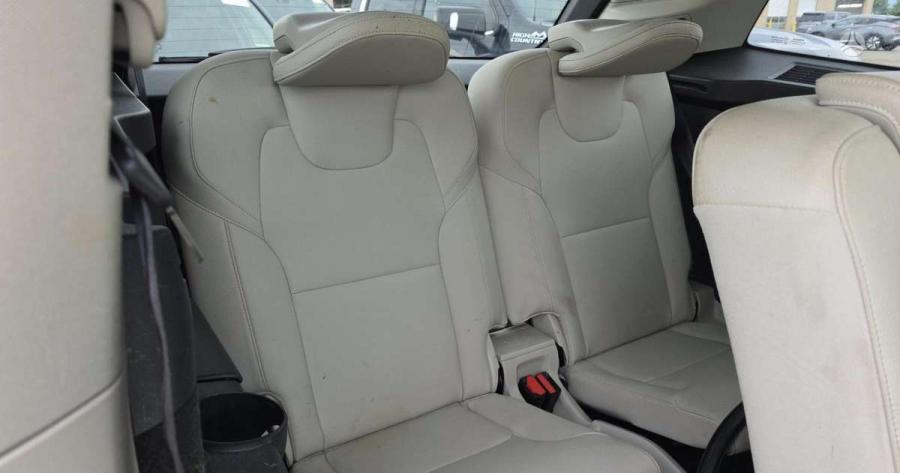 Melns Volvo XC90 2016 Ukmergė, ar dzinēja tilpumu 1.97 L un nobraukumu 245 tūkst. km par 11900 €, foto 22 vietnē AUTOMOTO.COM.LV