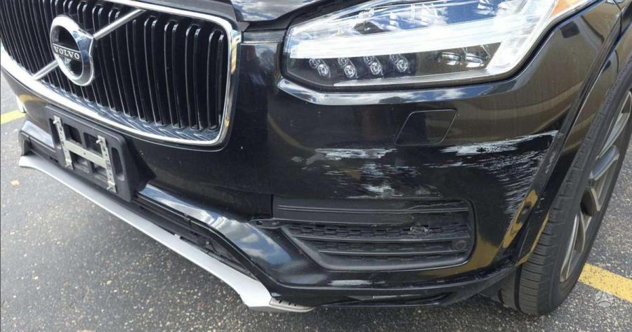 Melns Volvo XC90 2016 Ukmergė, ar dzinēja tilpumu 1.97 L un nobraukumu 245 tūkst. km par 11900 €, foto 29 vietnē AUTOMOTO.COM.LV