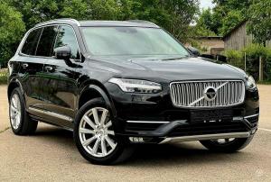 Black Volvo XC90 2016 in Utena, with an engine capacity of 1.97 L and mileage of 278 thousand km for 19850 €, photo 5 on AUTOMOTO.COM.LV