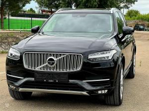 Black Volvo XC90 2016 in Utena, with an engine capacity of 1.97 L and mileage of 278 thousand km for 19850 €, photo 24 on AUTOMOTO.COM.LV