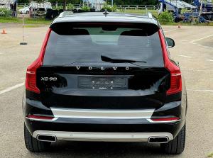 Black Volvo XC90 2016 in Utena, with an engine capacity of 1.97 L and mileage of 278 thousand km for 19850 €, photo 36 on AUTOMOTO.COM.LV