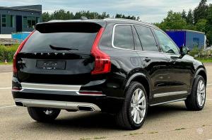 Black Volvo XC90 2016 in Utena, with an engine capacity of 1.97 L and mileage of 278 thousand km for 19850 €, photo 41 on AUTOMOTO.COM.LV
