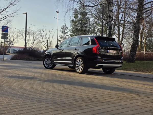 Melns Volvo XC90 2016 Rīga, ar dzinēja tilpumu 2.00 L un nobraukumu 268 tūkst. km par 22990 €, foto 8 vietnē AUTOMOTO.COM.LV
