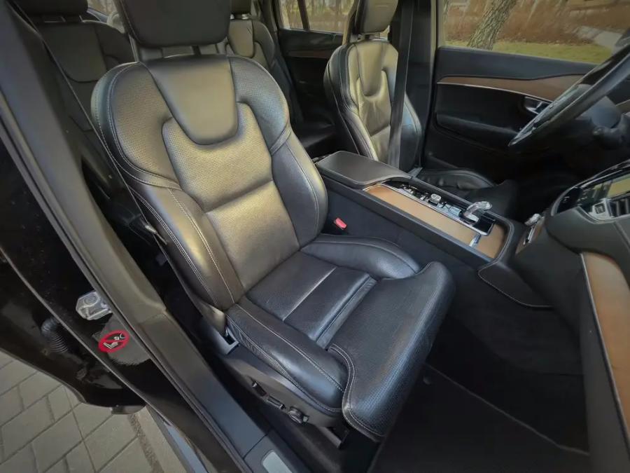 Melns Volvo XC90 2016 Rīga, ar dzinēja tilpumu 2.00 L un nobraukumu 268 tūkst. km par 22990 €, foto 19 vietnē AUTOMOTO.COM.LV