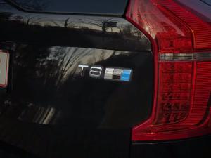 Melns Volvo XC90 2016 Rīga, ar dzinēja tilpumu 2.00 L un nobraukumu 268 tūkst. km par 22990 €, foto 41 vietnē AUTOMOTO.COM.LV