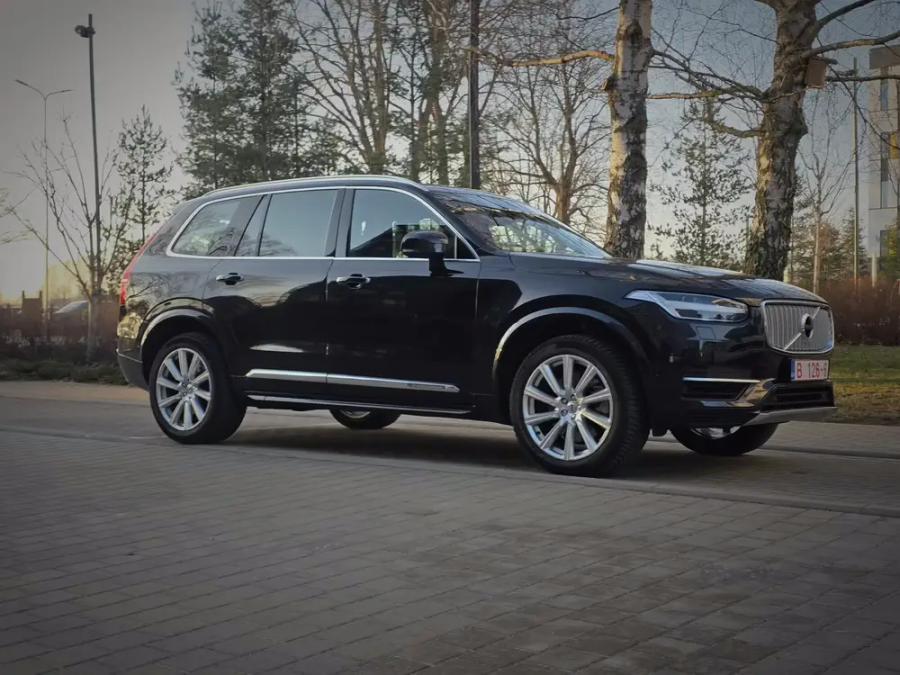 Melns Volvo XC90 2016 Rīga, ar dzinēja tilpumu 2.00 L un nobraukumu 268 tūkst. km par 22990 €, foto 46 vietnē AUTOMOTO.COM.LV