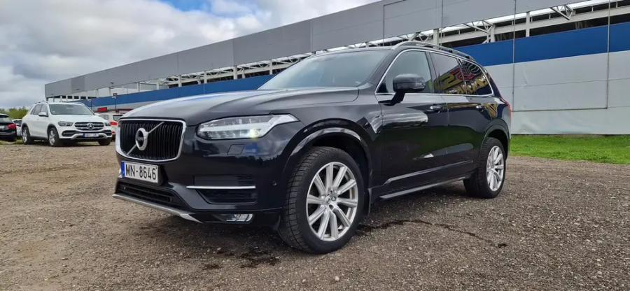 Melns Volvo XC90 2016 Daugavpils, ar dzinēja tilpumu 2.00 L un nobraukumu 239 tūkst. km par 20350 €, foto 1 vietnē AUTOMOTO.COM.LV