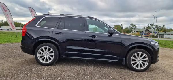 Black Volvo XC90 2016 in Daugavpils, with an engine capacity of 2.00 L and mileage of 239 thousand km for 20350 €, photo 6 on AUTOMOTO.COM.LV