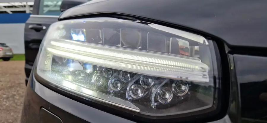 Melns Volvo XC90 2016 Daugavpils, ar dzinēja tilpumu 2.00 L un nobraukumu 239 tūkst. km par 20350 €, foto 38 vietnē AUTOMOTO.COM.LV