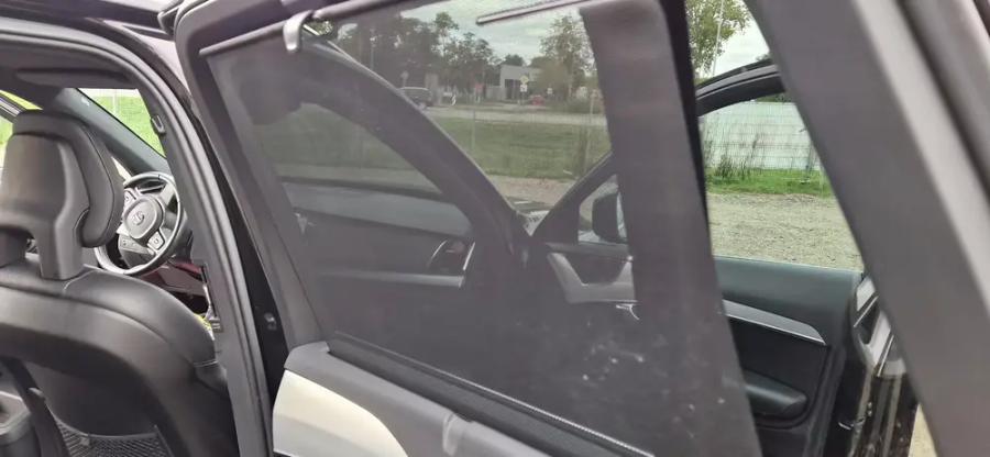 Melns Volvo XC90 2016 Daugavpils, ar dzinēja tilpumu 2.00 L un nobraukumu 239 tūkst. km par 20350 €, foto 39 vietnē AUTOMOTO.COM.LV
