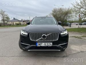 Melns Volvo XC90 2016 Ogre, ar dzinēja tilpumu 2.00 L un nobraukumu 152 tūkst. km par 21900 €, foto  vietnē AUTOMOTO.COM.LV