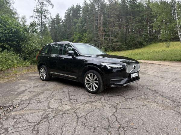 Black Volvo XC90 2016 in Ignalina, with an engine capacity of 1.97 L and mileage of 310 thousand km for 17499 €, photo 7 on AUTOMOTO.COM.LV