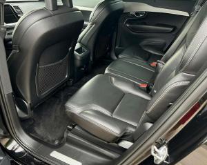 Black Volvo XC90 2016 in Utena, with an engine capacity of 1.97 L and mileage of 278 thousand km for 19500 €, photo 48 on AUTOMOTO.COM.LV