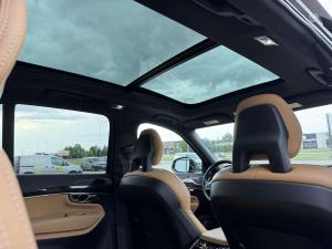Black Volvo XC90 2016 in Kaunas, with an engine capacity of 2.00 L and mileage of 210 thousand km for 21500 €, photo 11 on AUTOMOTO.COM.LV
