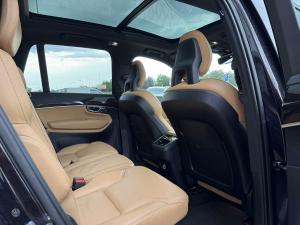 Black Volvo XC90 2016 in Kaunas, with an engine capacity of 2.00 L and mileage of 210 thousand km for 21500 €, photo 13 on AUTOMOTO.COM.LV