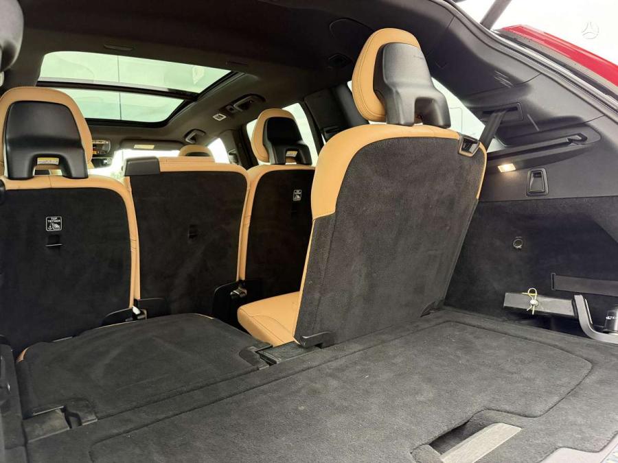 Black Volvo XC90 2016 in Kaunas, with an engine capacity of 2.00 L and mileage of 210 thousand km for 21500 €, photo 14 on AUTOMOTO.COM.LV