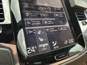 Black Volvo XC90 2016 in Kaunas, with an engine capacity of 2.00 L and mileage of 210 thousand km for 21500 €, photo 18 on AUTOMOTO.COM.LV