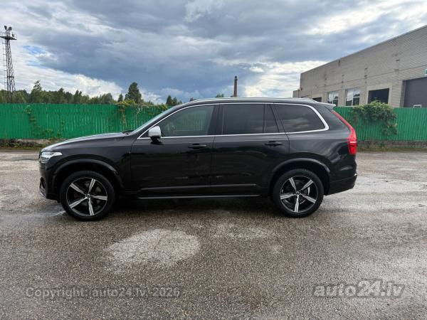 Melns Volvo XC90 2016 Tallina, ar dzinēja tilpumu 2.00 L un nobraukumu 256 tūkst. km par 21500 €, foto 2 vietnē AUTOMOTO.COM.LV