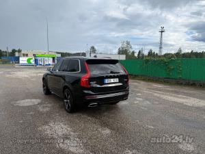 Melns Volvo XC90 2016 Tallina, ar dzinēja tilpumu 2.00 L un nobraukumu 256 tūkst. km par 21500 €, foto 4 vietnē AUTOMOTO.COM.LV