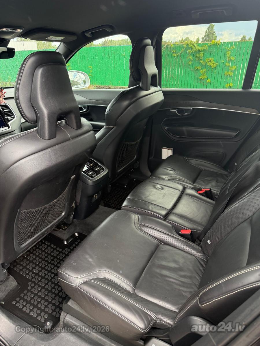 Melns Volvo XC90 2016 Tallina, ar dzinēja tilpumu 2.00 L un nobraukumu 256 tūkst. km par 21500 €, foto 8 vietnē AUTOMOTO.COM.LV