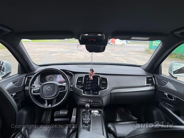Melns Volvo XC90 2016 Tallina, ar dzinēja tilpumu 2.00 L un nobraukumu 256 tūkst. km par 21500 €, foto 8 vietnē AUTOMOTO.COM.LV