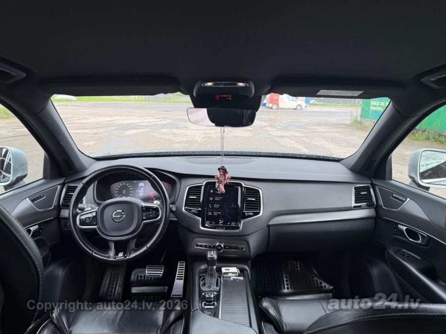 Melns Volvo XC90 2016 Tallina, ar dzinēja tilpumu 2.00 L un nobraukumu 256 tūkst. km par 21500 €, foto 9 vietnē AUTOMOTO.COM.LV