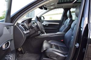 Melns Volvo XC90 2016 Viļņa, ar dzinēja tilpumu 1.97 L un nobraukumu 211 tūkst. km par 20500 €, foto 16 vietnē AUTOMOTO.COM.LV