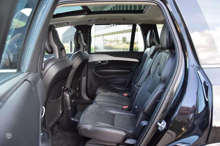Melns Volvo XC90 2016 Viļņa, ar dzinēja tilpumu 1.97 L un nobraukumu 211 tūkst. km par 20500 €, foto 22 vietnē AUTOMOTO.COM.LV