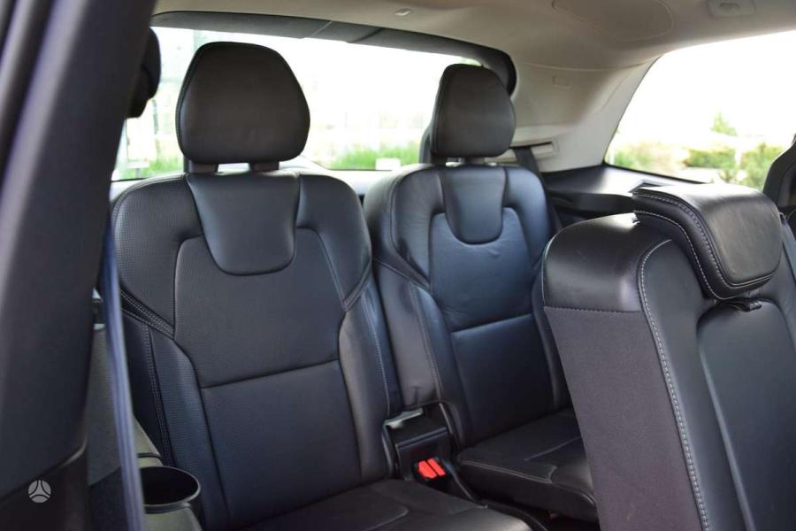 Melns Volvo XC90 2016 Viļņa, ar dzinēja tilpumu 1.97 L un nobraukumu 211 tūkst. km par 20500 €, foto 25 vietnē AUTOMOTO.COM.LV