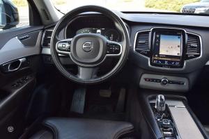 Melns Volvo XC90 2016 Viļņa, ar dzinēja tilpumu 1.97 L un nobraukumu 211 tūkst. km par 20500 €, foto 28 vietnē AUTOMOTO.COM.LV