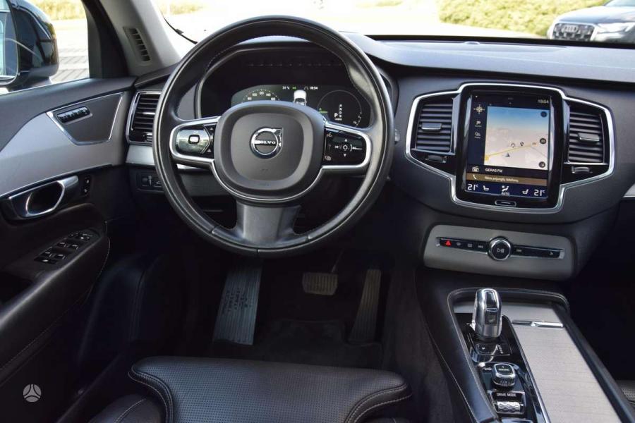 Melns Volvo XC90 2016 Viļņa, ar dzinēja tilpumu 1.97 L un nobraukumu 211 tūkst. km par 20500 €, foto 28 vietnē AUTOMOTO.COM.LV