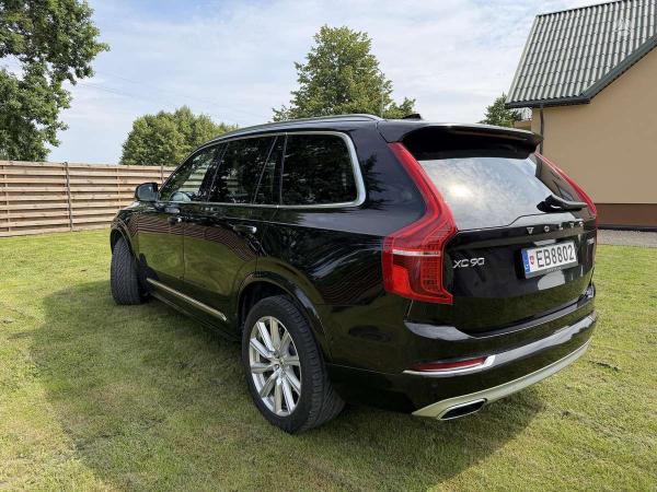 Melns Volvo XC90 2016 Mažeikiai, ar dzinēja tilpumu 1.97 L un nobraukumu 260 tūkst. km par 23800 €, foto 3 vietnē AUTOMOTO.COM.LV