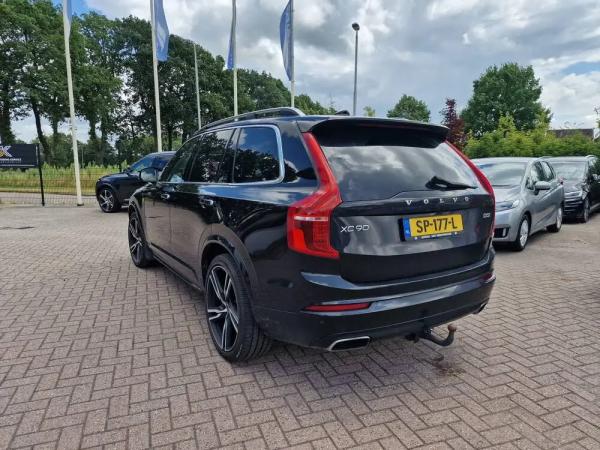 Melns Volvo XC90 2016 Jūrmala, ar dzinēja tilpumu 2.00 L un nobraukumu 297 tūkst. km par 17750 €, foto 3 vietnē AUTOMOTO.COM.LV