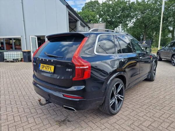 Melns Volvo XC90 2016 Jūrmala, ar dzinēja tilpumu 2.00 L un nobraukumu 297 tūkst. km par 17750 €, foto 4 vietnē AUTOMOTO.COM.LV