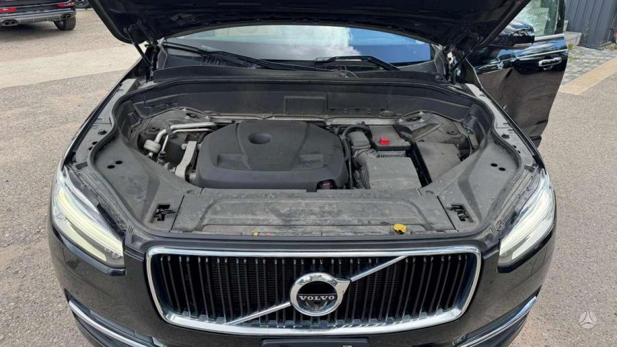 Black Volvo XC90 2016 in Ukmerge, with an engine capacity of 1.97 L and mileage of 253 thousand km for 13499 €, photo 4 on AUTOMOTO.COM.LV