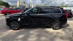 Black Volvo XC90 2016 in Ukmerge, with an engine capacity of 1.97 L and mileage of 253 thousand km for 13499 €, photo 7 on AUTOMOTO.COM.LV