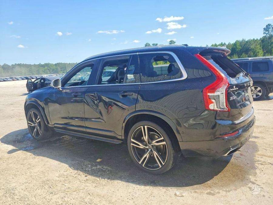 Melns Volvo XC90 2016 Šauļi, ar dzinēja tilpumu 1.97 L un nobraukumu 300 tūkst. km par 7500 €, foto 3 vietnē AUTOMOTO.COM.LV