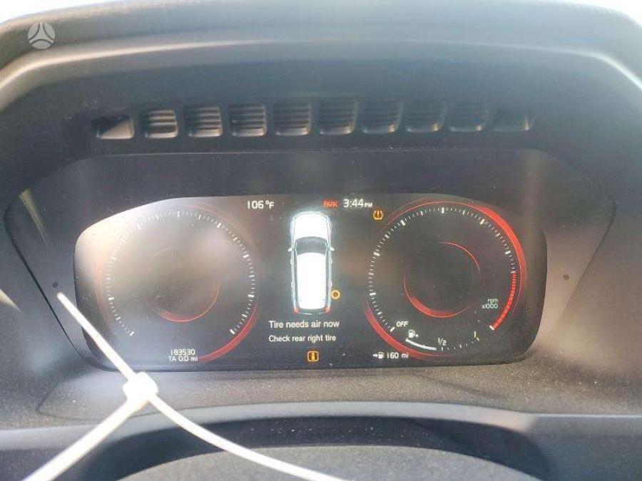 Melns Volvo XC90 2016 Šauļi, ar dzinēja tilpumu 1.97 L un nobraukumu 300 tūkst. km par 7500 €, foto 10 vietnē AUTOMOTO.COM.LV