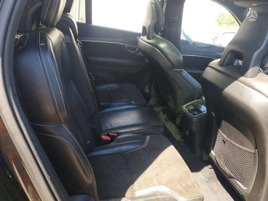 Melns Volvo XC90 2016 Šauļi, ar dzinēja tilpumu 1.97 L un nobraukumu 300 tūkst. km par 7500 €, foto 12 vietnē AUTOMOTO.COM.LV