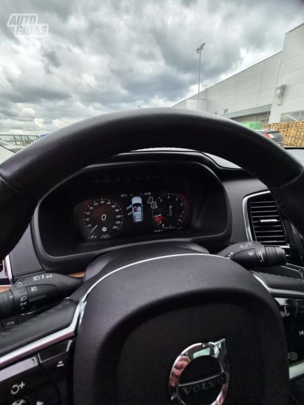 Black Volvo XC90 2016 in Kaunas, with an engine capacity of 2.00 L and mileage of 251 thousand km for 17999 €, photo 10 on AUTOMOTO.COM.LV