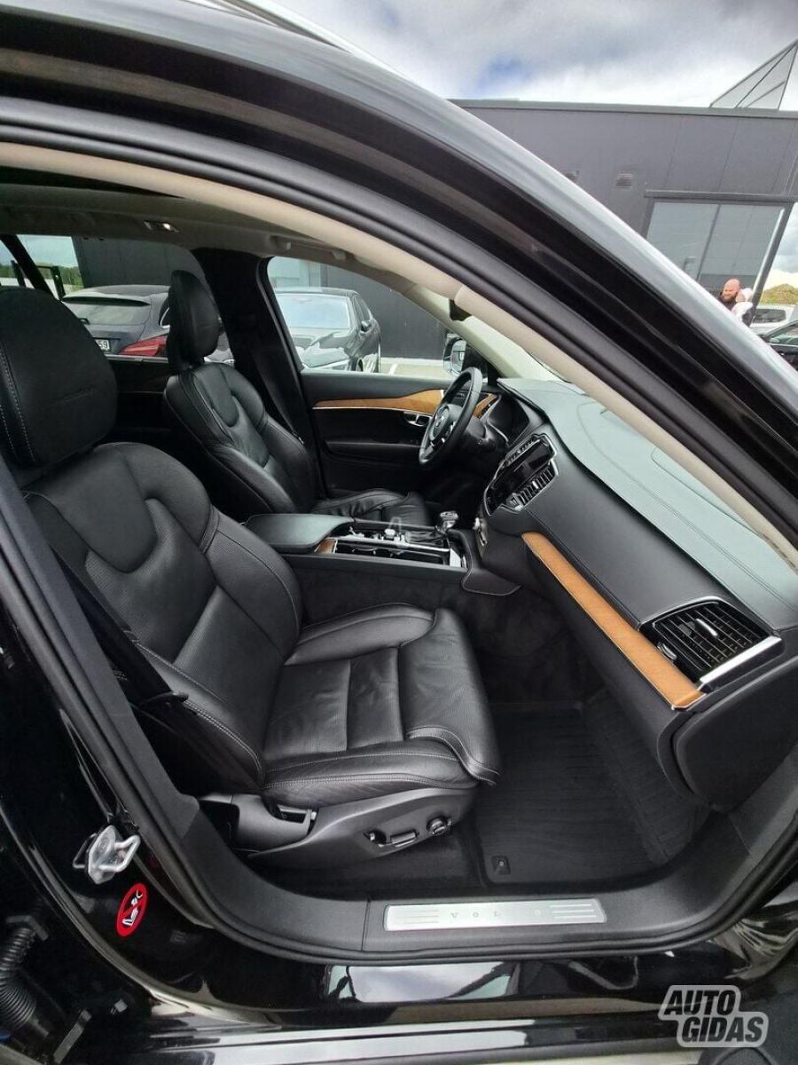 Melns Volvo XC90 2016 Kauņa, ar dzinēja tilpumu 2.00 L un nobraukumu 251 tūkst. km par 17999 €, foto 16 vietnē AUTOMOTO.COM.LV