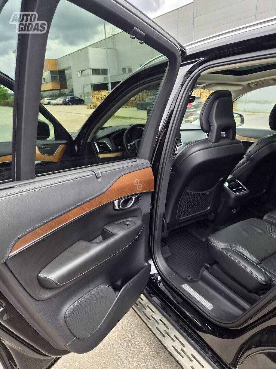 Melns Volvo XC90 2016 Kauņa, ar dzinēja tilpumu 2.00 L un nobraukumu 251 tūkst. km par 17999 €, foto 18 vietnē AUTOMOTO.COM.LV