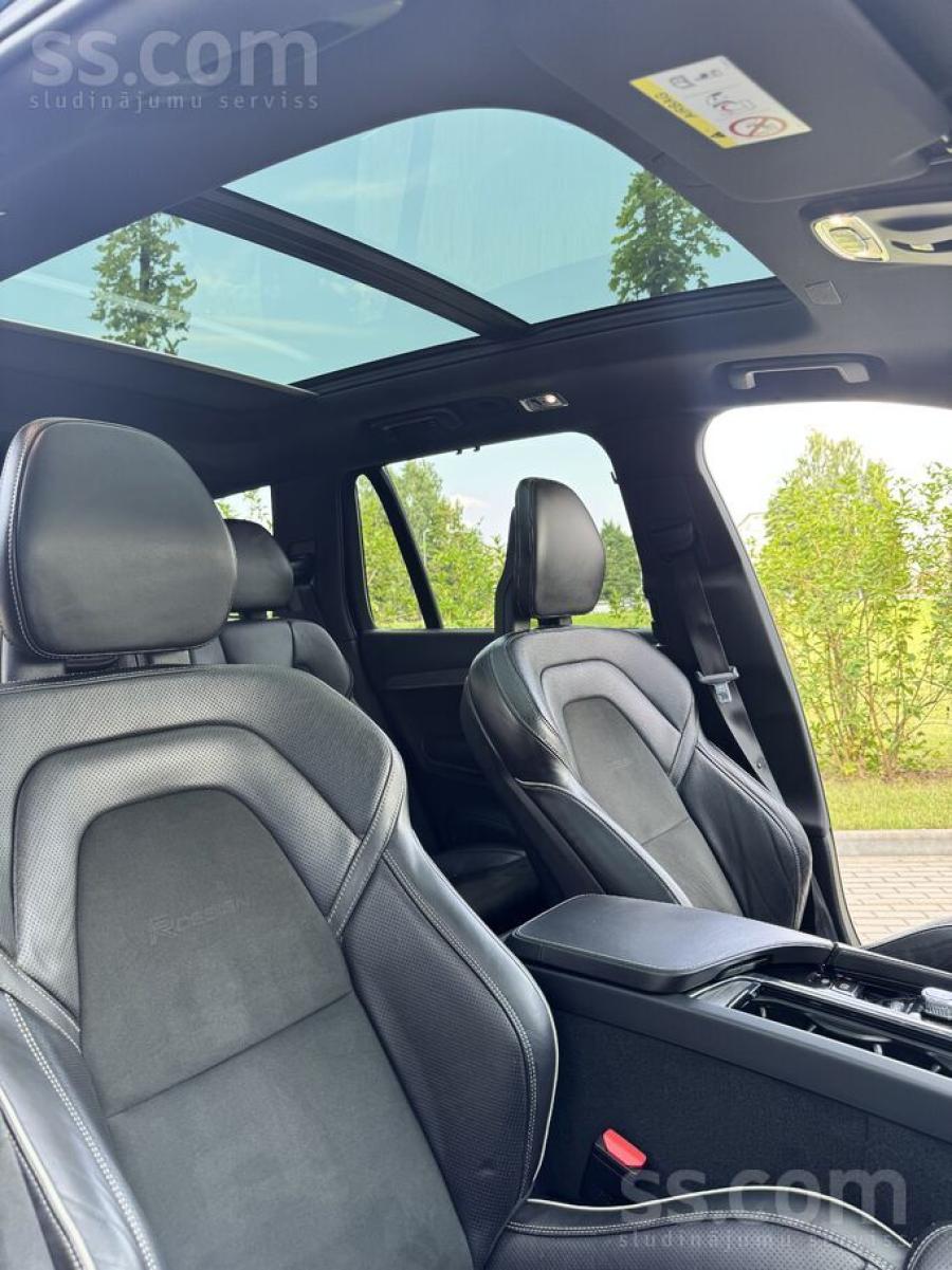 Black Volvo XC90 2016 in Jekabpils, with an engine capacity of 2.00 L and mileage of 204 thousand km for 21400 €, photo 9 on AUTOMOTO.COM.LV