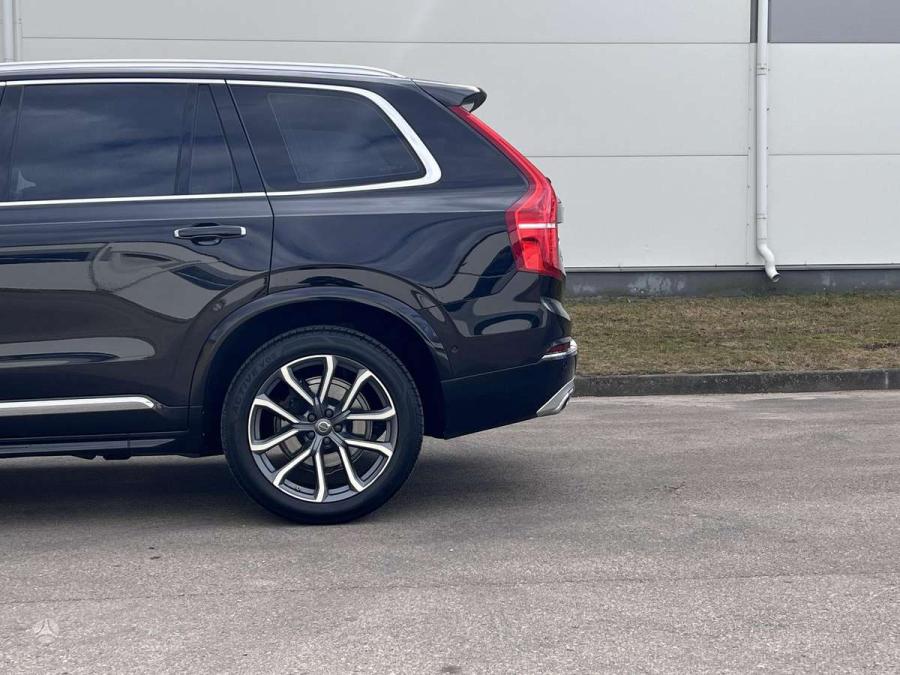 Melns Volvo XC90 2016 Kauņa, ar dzinēja tilpumu 1.97 L un nobraukumu 283 tūkst. km par 18400 €, foto 10 vietnē AUTOMOTO.COM.LV