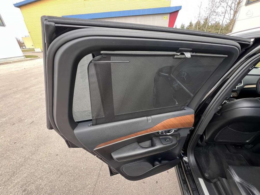 Melns Volvo XC90 2016 Kauņa, ar dzinēja tilpumu 1.97 L un nobraukumu 283 tūkst. km par 18400 €, foto 18 vietnē AUTOMOTO.COM.LV
